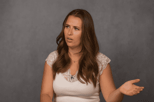 Chloe Dobbs: Oxford-Educated Political Commentator - ZapCrest